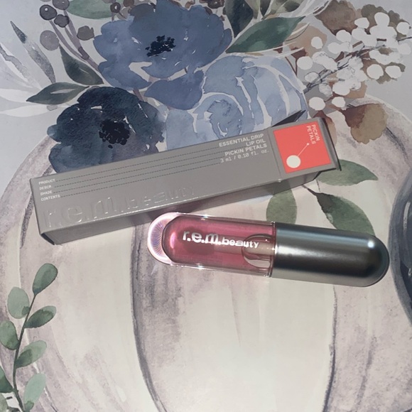 rem beauty | Makeup | Rem Beauty Lip Oil | Poshmark